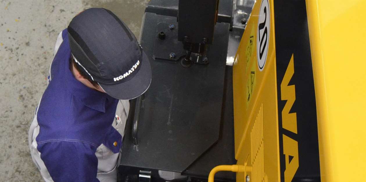 Why Komatsu has started factory-filling machines with HVO ... Why Komatsu has started factory-filling machines with HVO ...