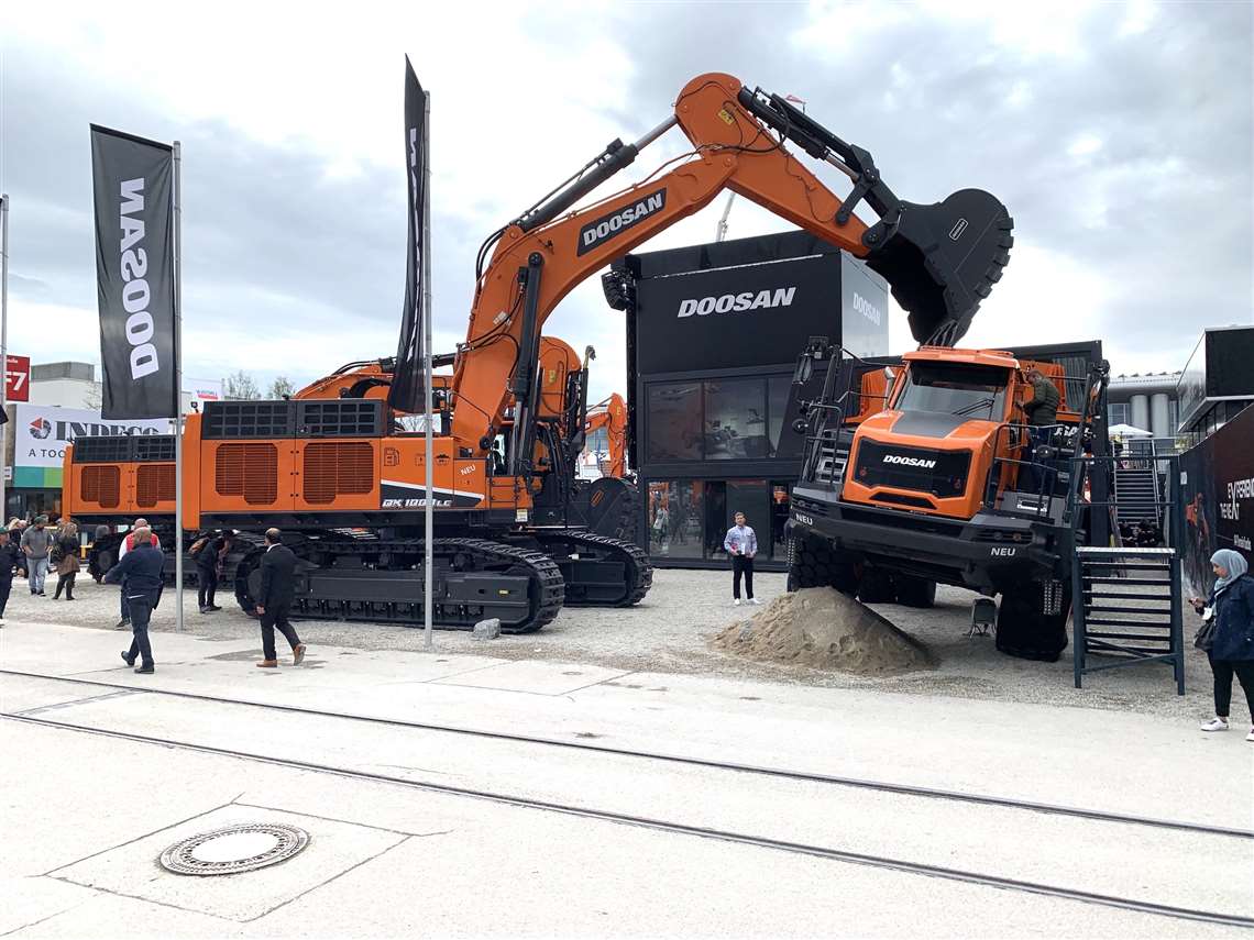 Doosan reveals smart construction platform - Construction Briefing