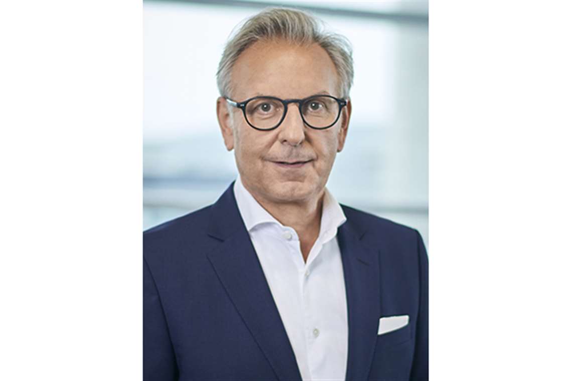 Buchner Retiring From Mercedes-Benz Trucks - Construction Briefing