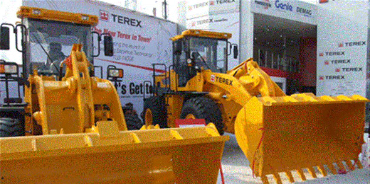 Lonking loaders and new backhoe for Terex India - Construction Briefing