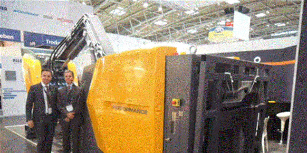 World premiere for Hartl - Construction Briefing