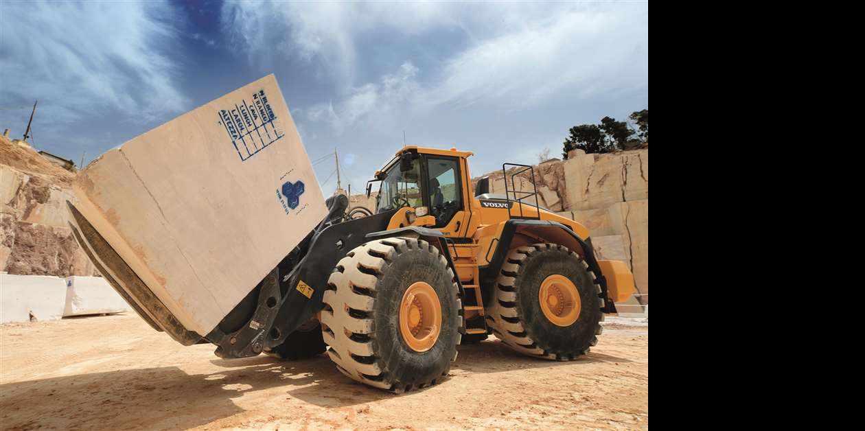 Wheeled loaders: innovations abound - Construction Briefing