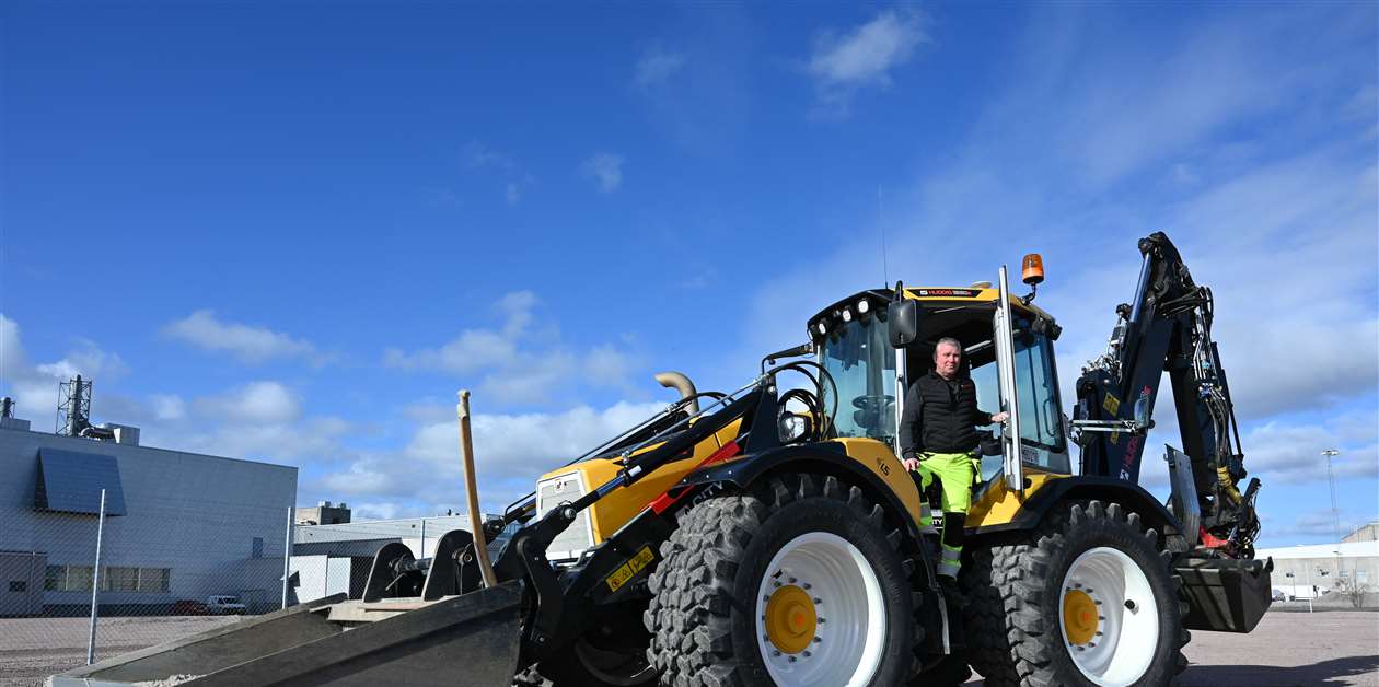 3D machine control for backhoe loaders - Construction Briefing