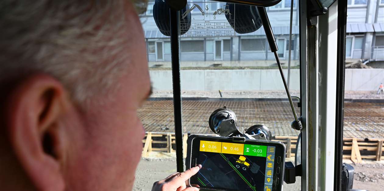 3D machine control for backhoe loaders - Construction Briefing