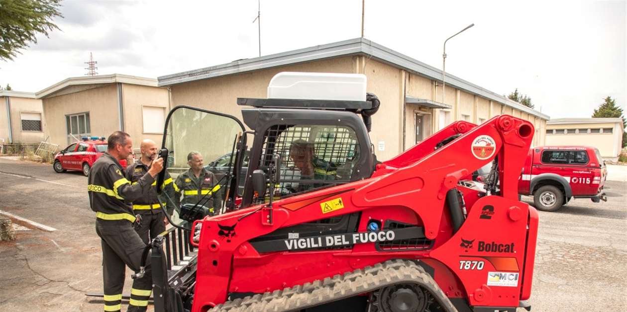 Italian Fire Brigade adds new Bobcat loader - Construction Briefing