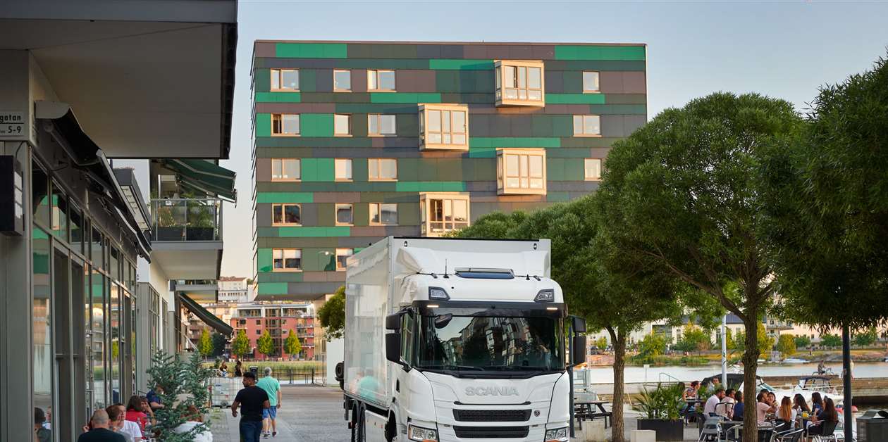 Scania publishes life cycle assessment of BEVs - Construction Briefing