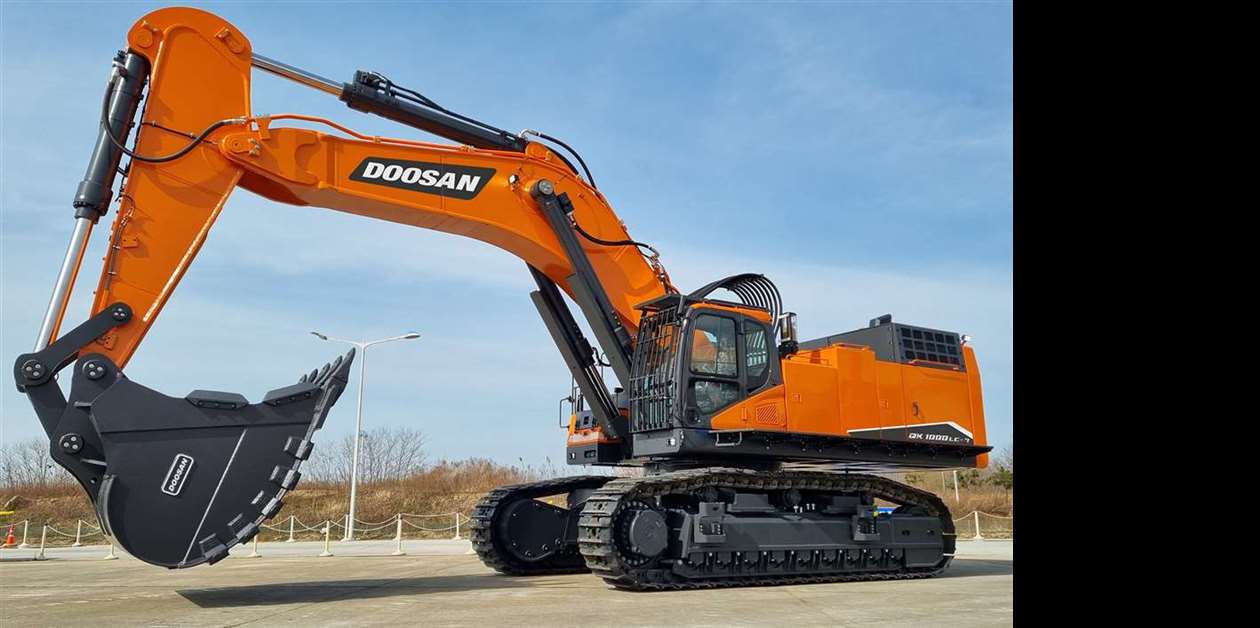 Doosan crawler excavator range on show at Bauma - Construction Briefing