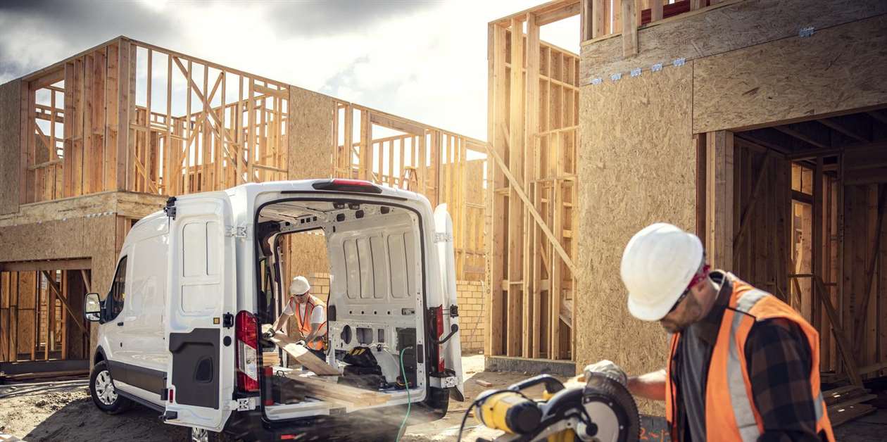 United Rentals to add 500 electric vehicles to fleet - Construction ...