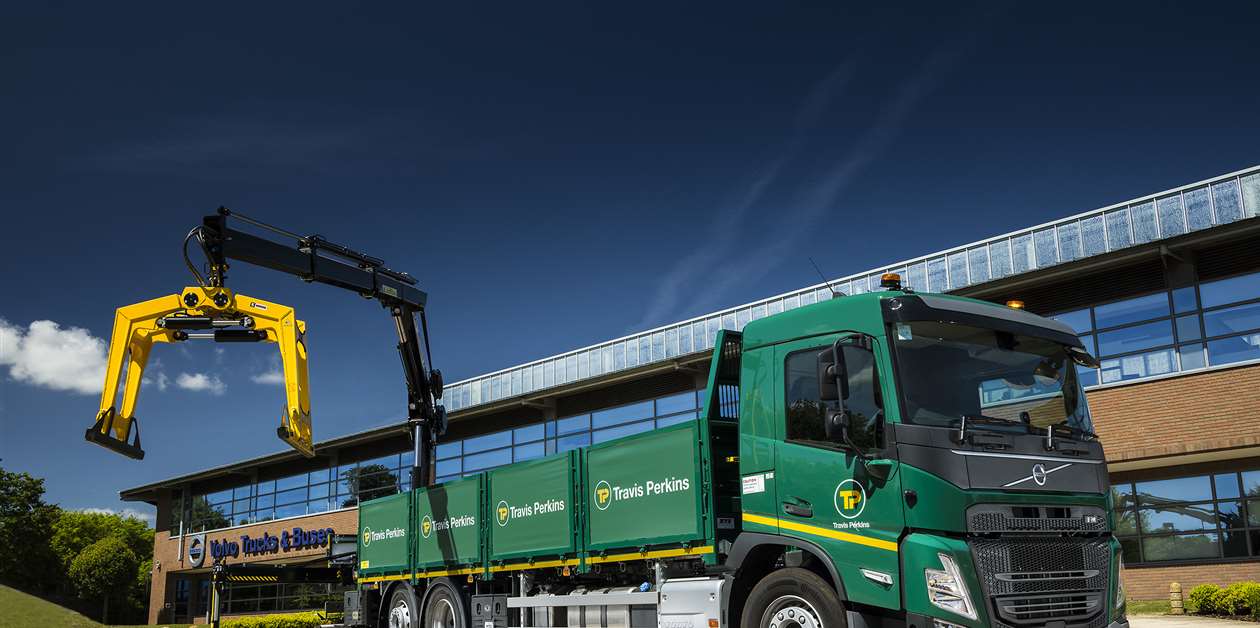 170 new cranes and trucks for Travis Perkins - Construction Briefing