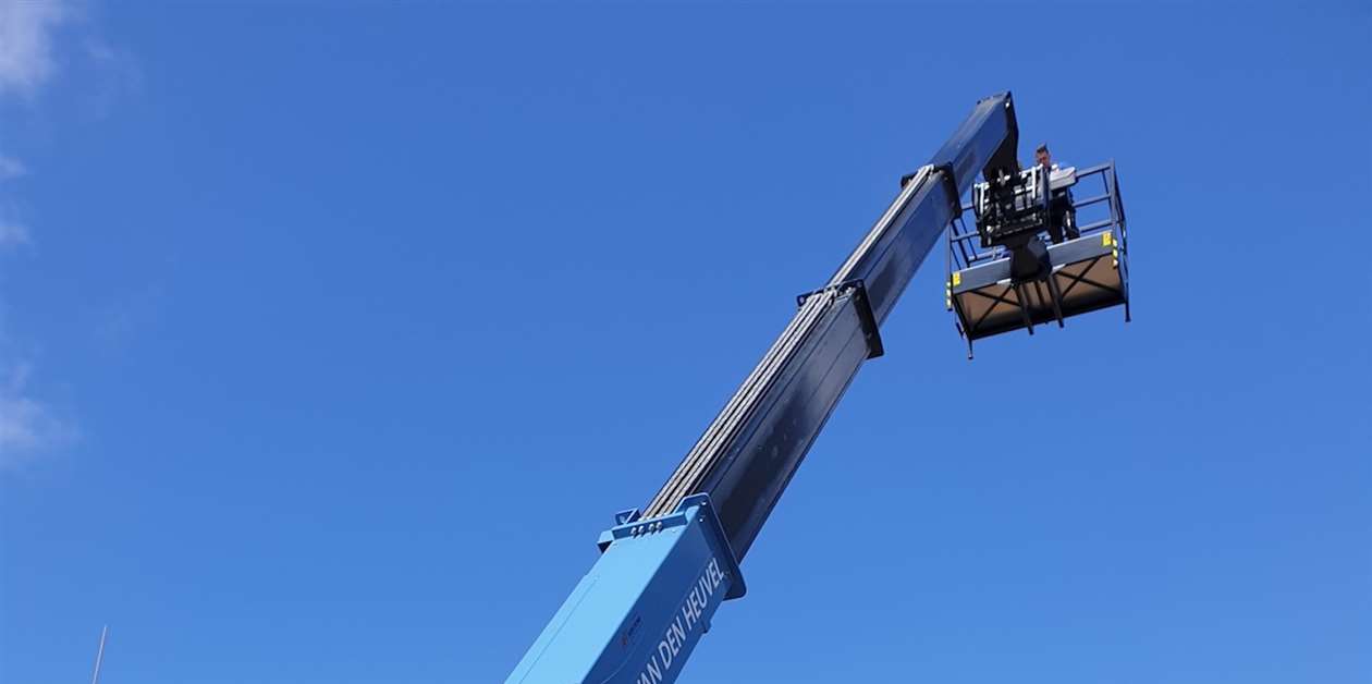Bobcat telehandler arrives at Tata Steel - Construction Briefing