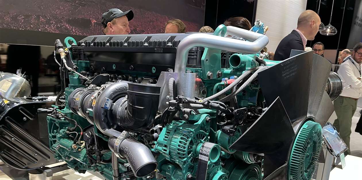 Volvo Penta dual-fuel hydrogen engine unveiled - Construction Briefing