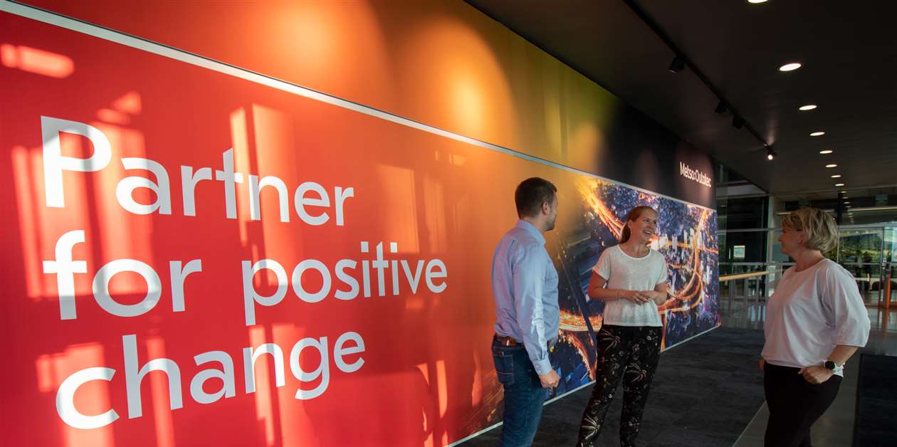 Eight positive signs for construction - Construction Briefing