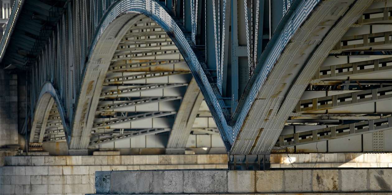 How a new corrosion sensor could detect bridge defects earlier ...