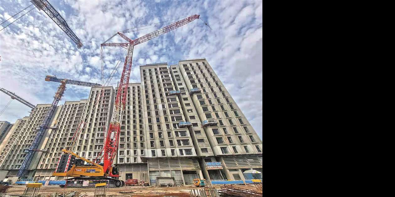 How did crawler cranes tackle PPVC project in Singapore? - Construction ...