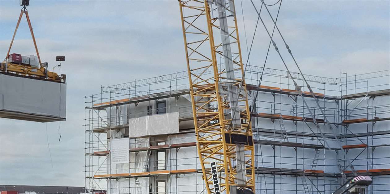 ALL expands fleet with eight crawlers - Construction Briefing