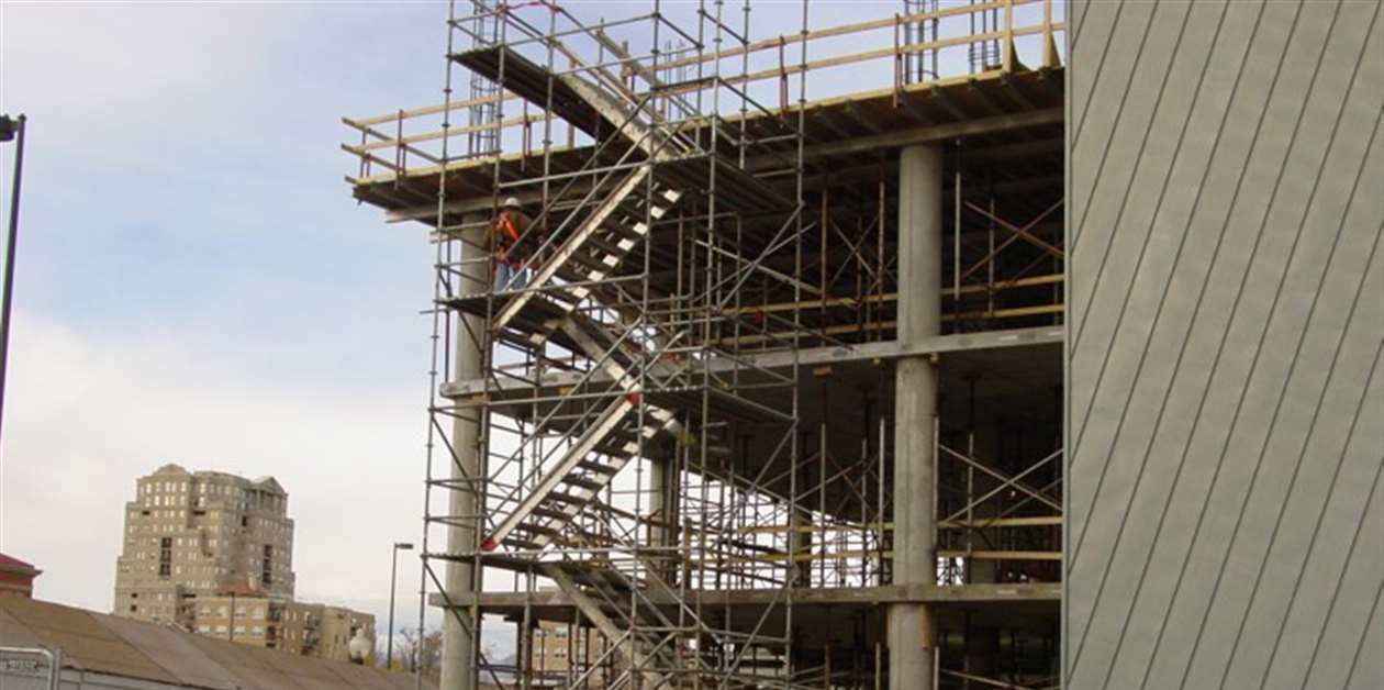 Scaffolding and shoring: What’s the difference? - Construction Briefing