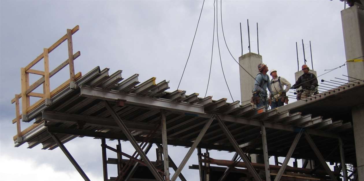Scaffolding and shoring: What’s the difference? - Construction Briefing