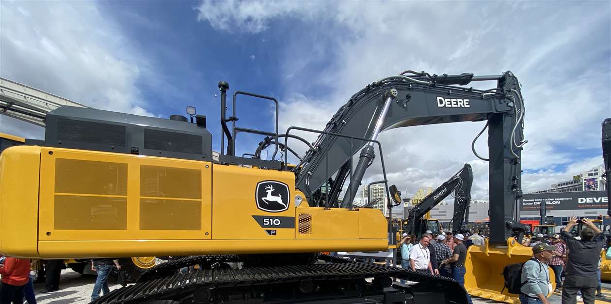 John Deere unveils new excavators at ConExpo - Construction Briefing