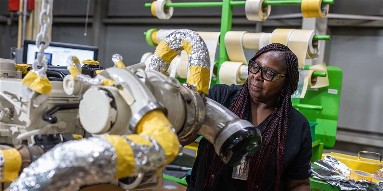 Cummins plants mark engine production milestones - Construction Briefing