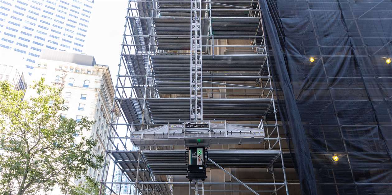 Marr utilizes scaffold robot for historic job - Construction Briefing