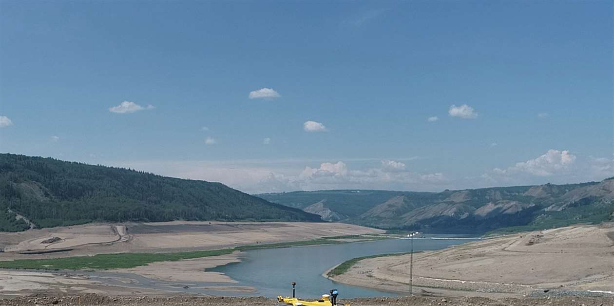 Trimble completes first test of a fully autonomous soil compactor on ...