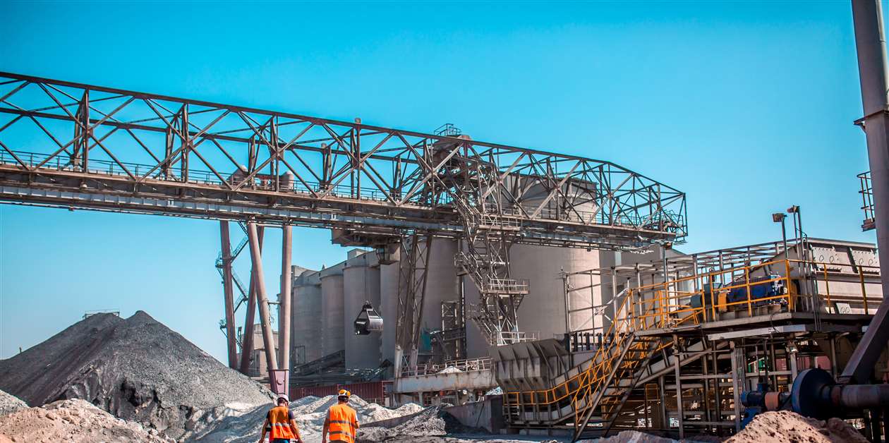 CRH completes US$2.1bn acquisition of cement and concrete assets in US ...