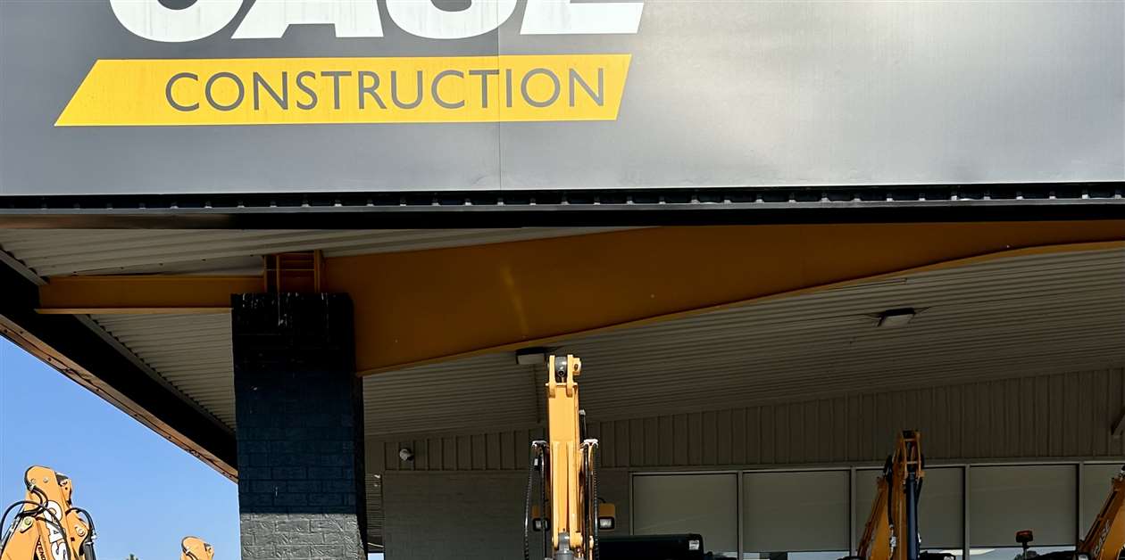 Case reveals dealer award-winners - Construction Briefing