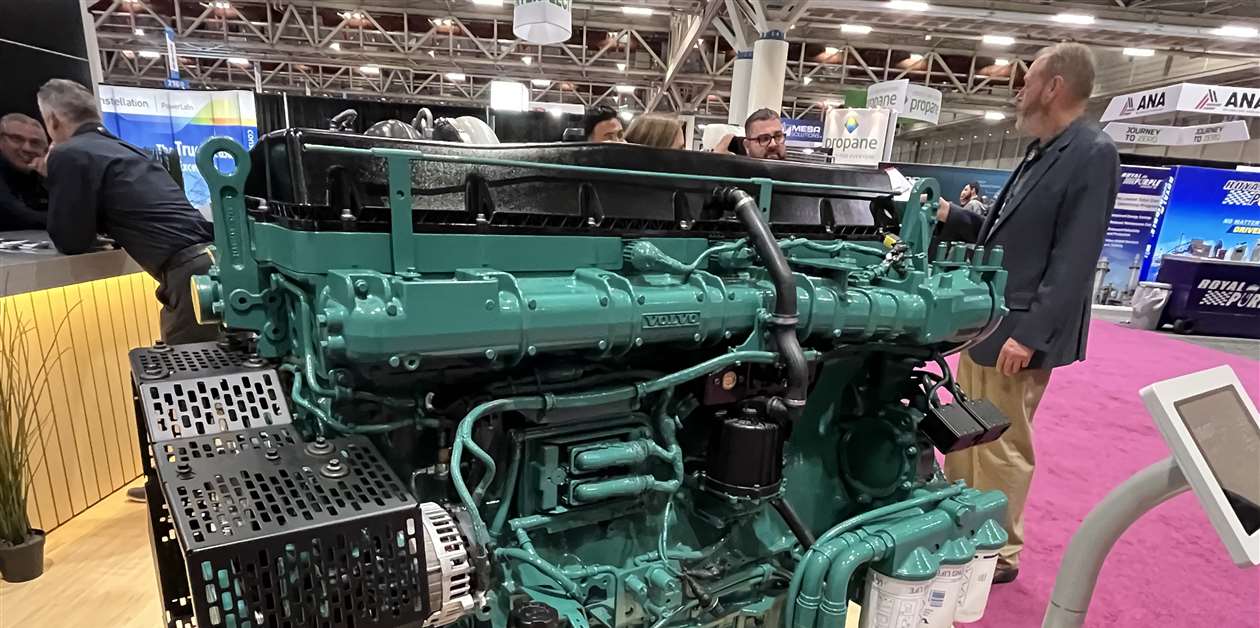 Volvo Penta zeigt neue Antriebslösungen - Construction Briefing