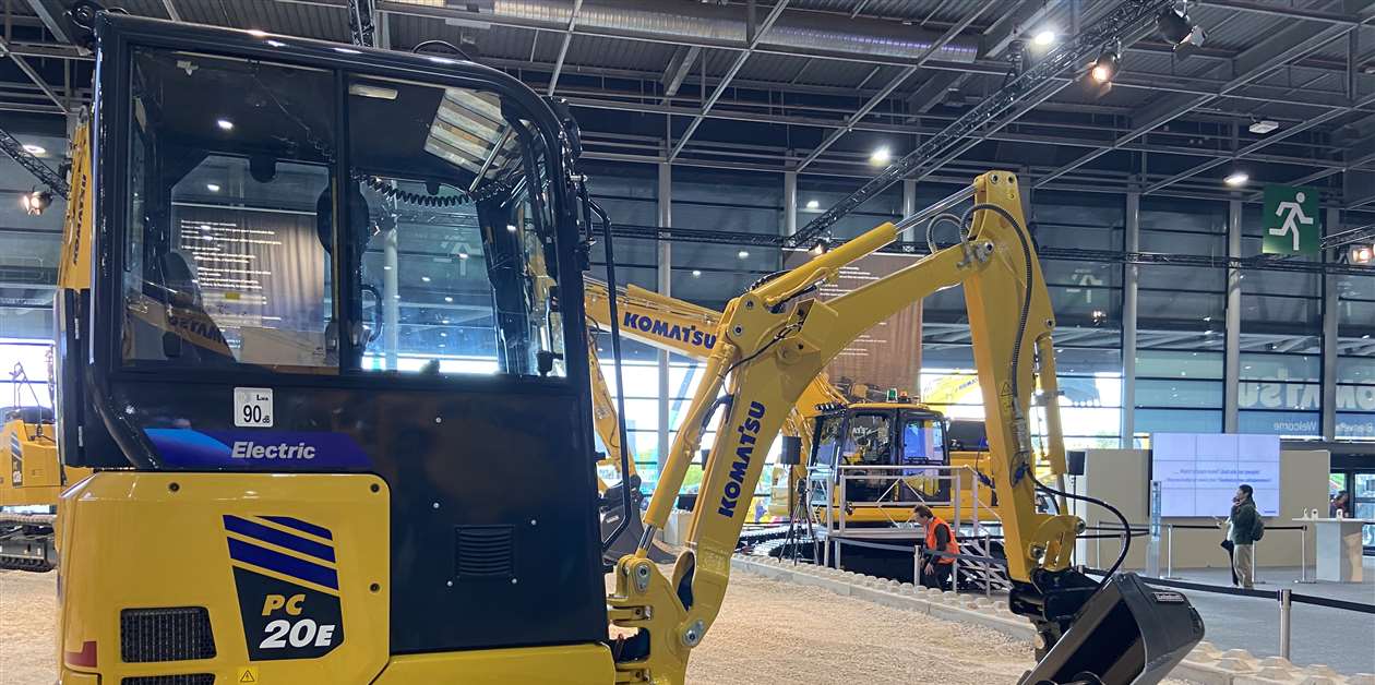 Intermat: Komatsu debuts electric mini - Construction Briefing