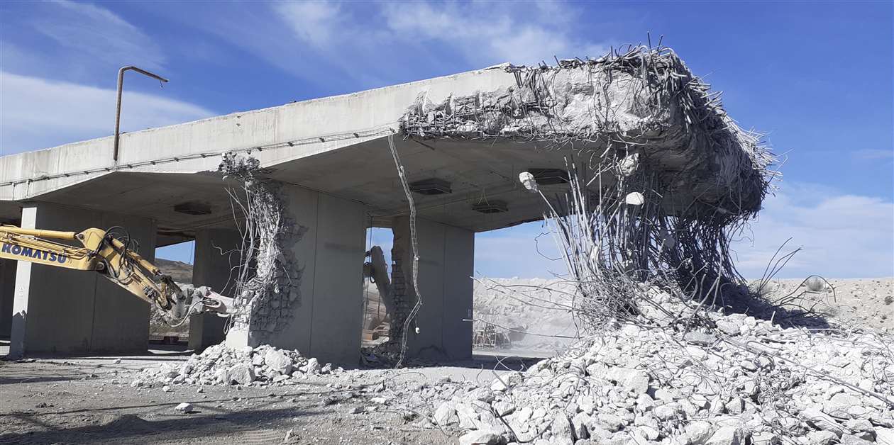 How DST and Tagregados demolished the Gouvães Quarry - Construction ...