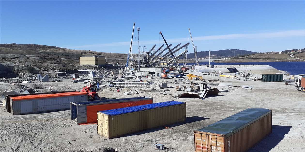 How DST and Tagregados demolished the Gouvães Quarry - Construction ...