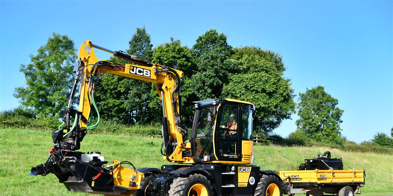 New towing regulation helps UK machine users - Construction Briefing
