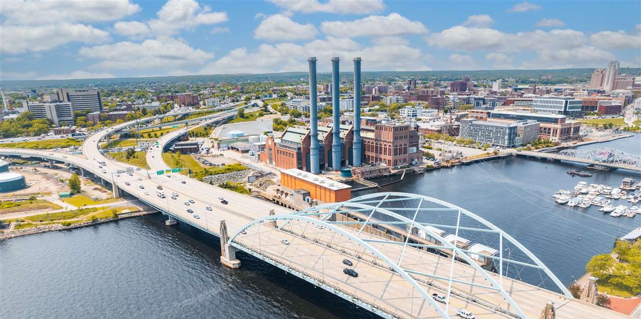 Skanska USA JV is lone bidder on US$779 million bridge project ...