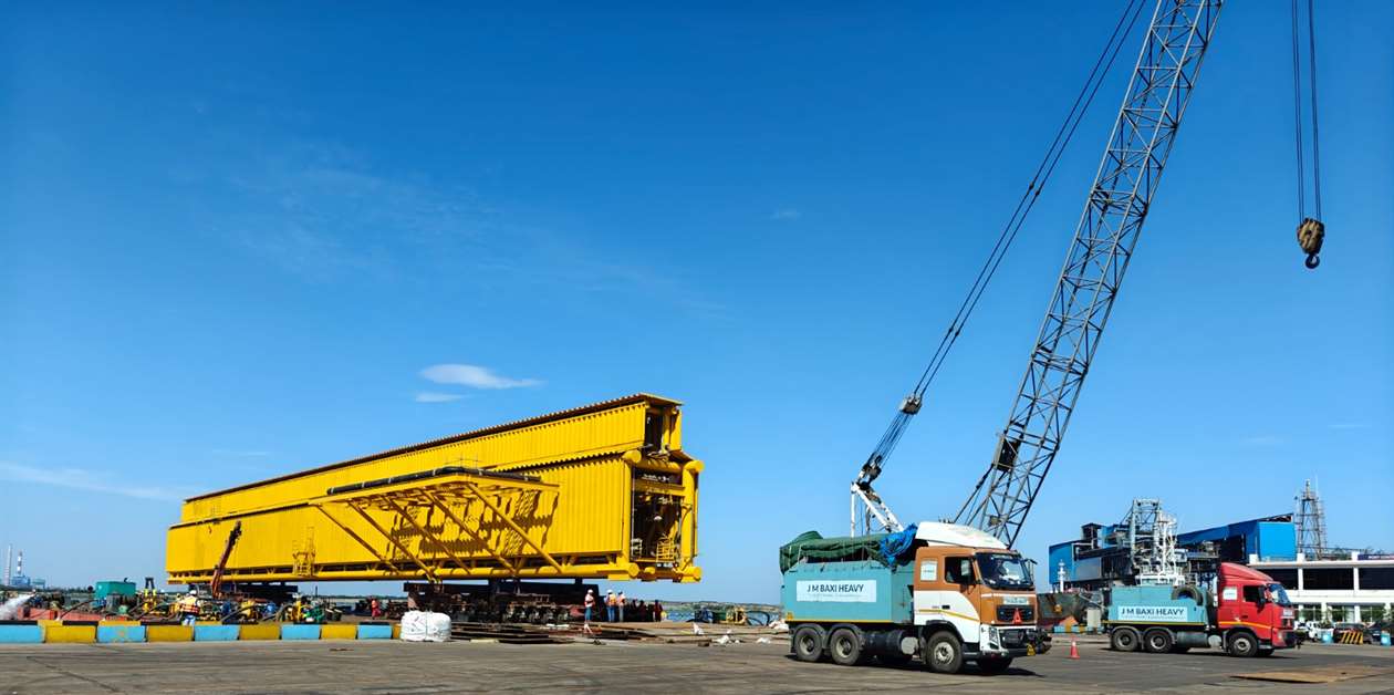 Heavy bridge load-in for Indian port - Construction Briefing