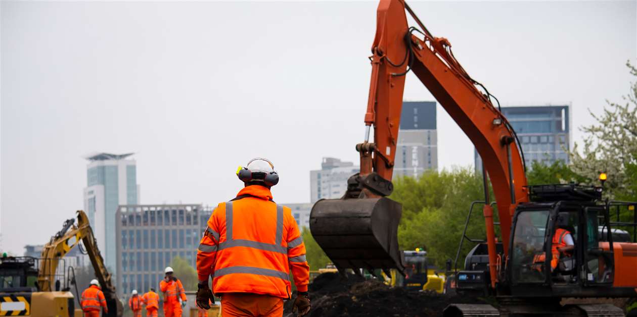 EIB lends Poland’s top utility €230m to upgrade power systems on rail ...