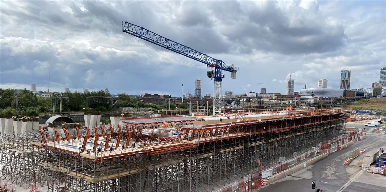 The complex temporary works behind a landmark HS2 viaduct ...