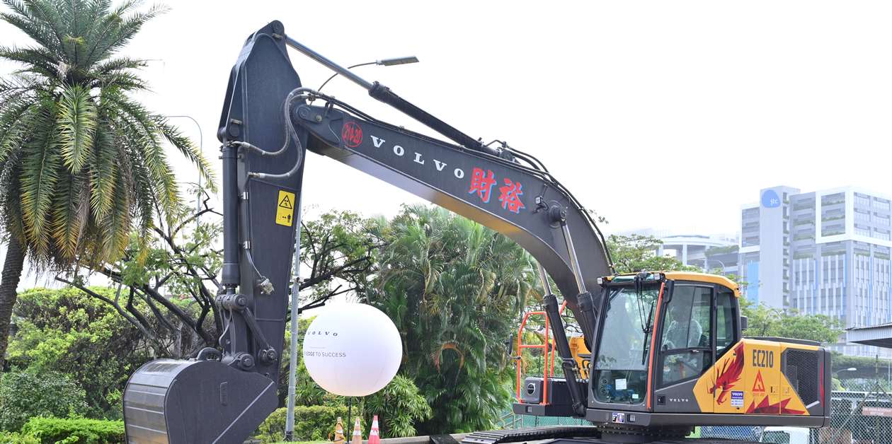 Volvo CE launches New Generation excavators in Asia - Construction Briefing