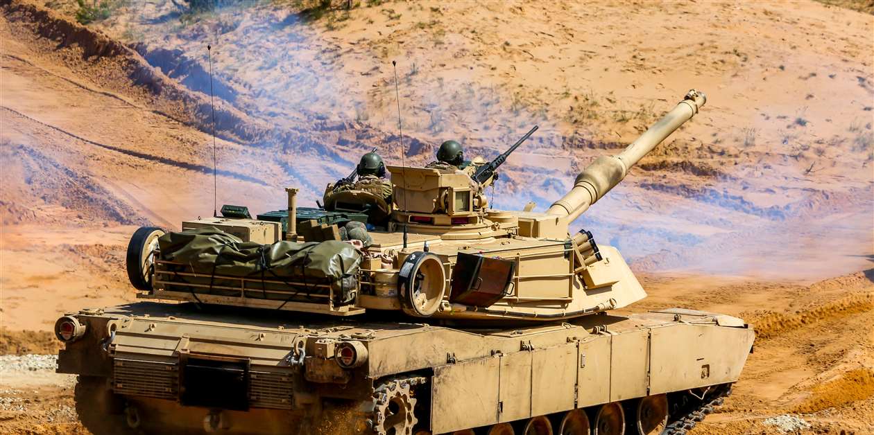 US Army Engineers building tank warehouses for Kuwait Army ...