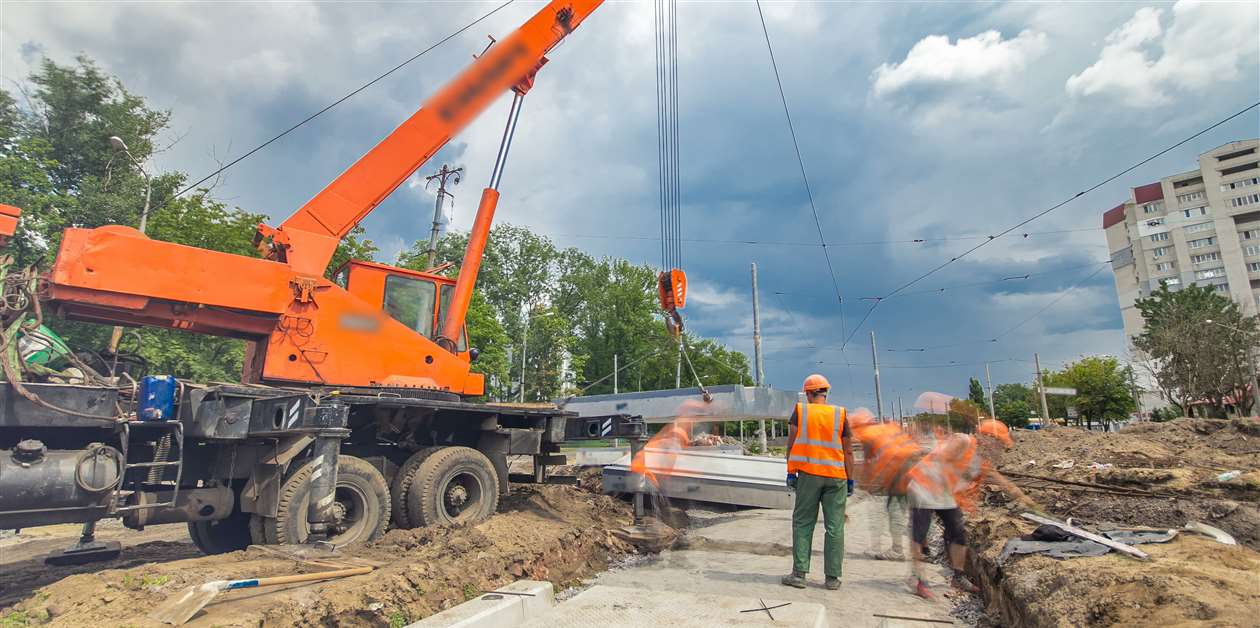 European Commission and EIB Group sign €2bn guarantee to support ...