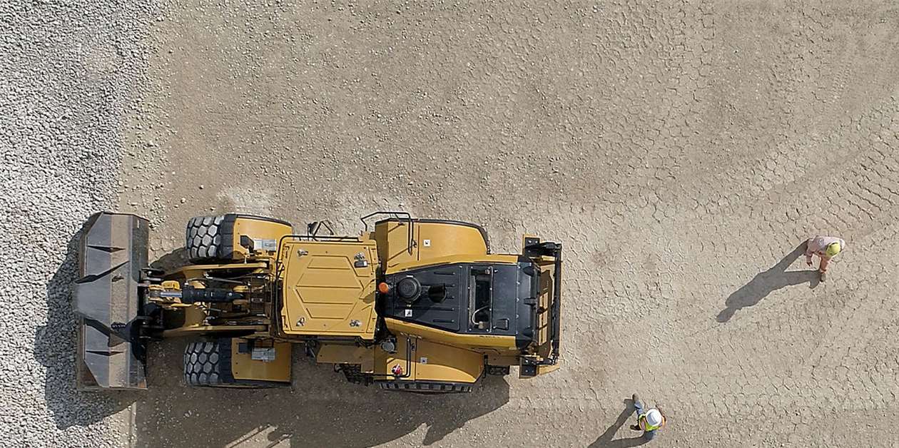 Caterpillar adds collision warning, payload options to medium wheeled ...