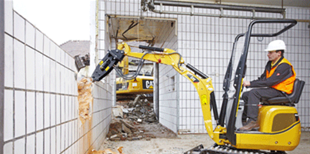 Cat adds new small hammer for minis - Construction Briefing