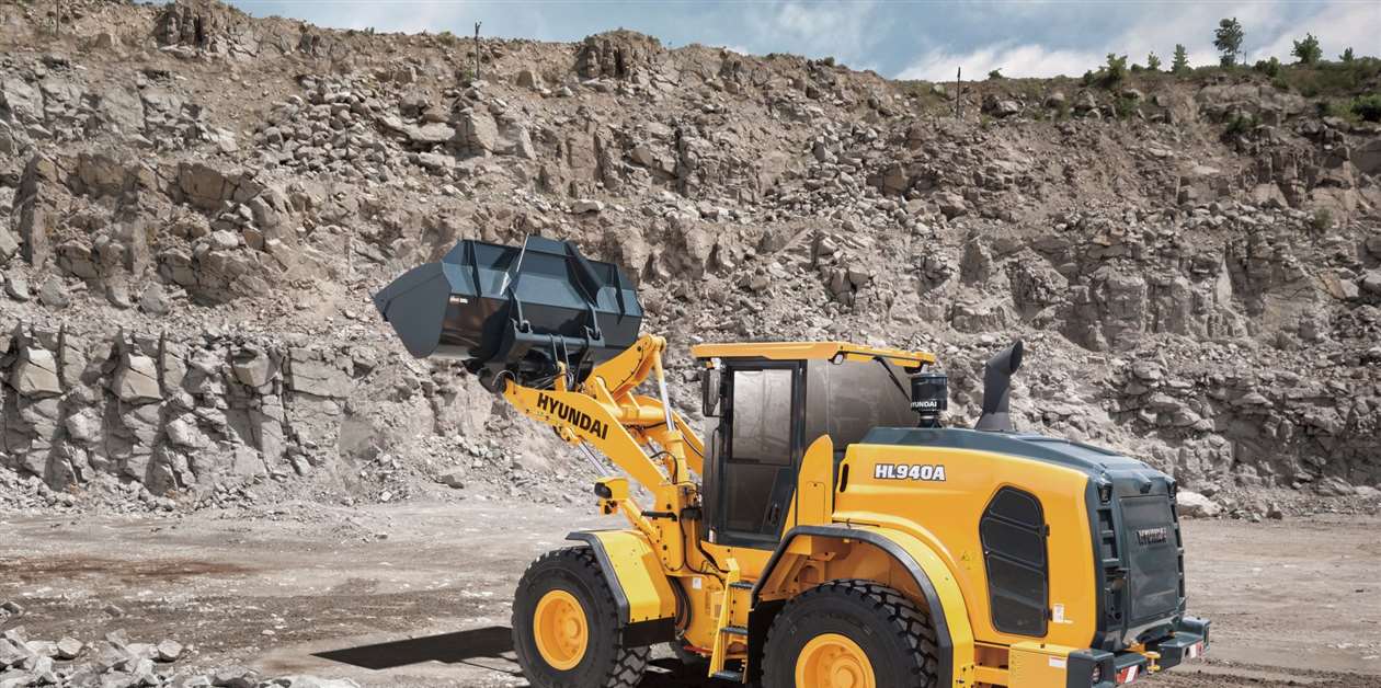 Hyundai launches three Stage V loaders - Construction Briefing