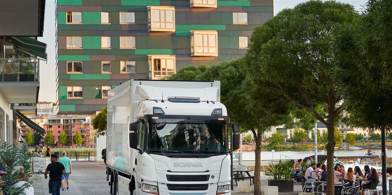 Scania publishes life cycle assessment of BEVs - Construction Briefing