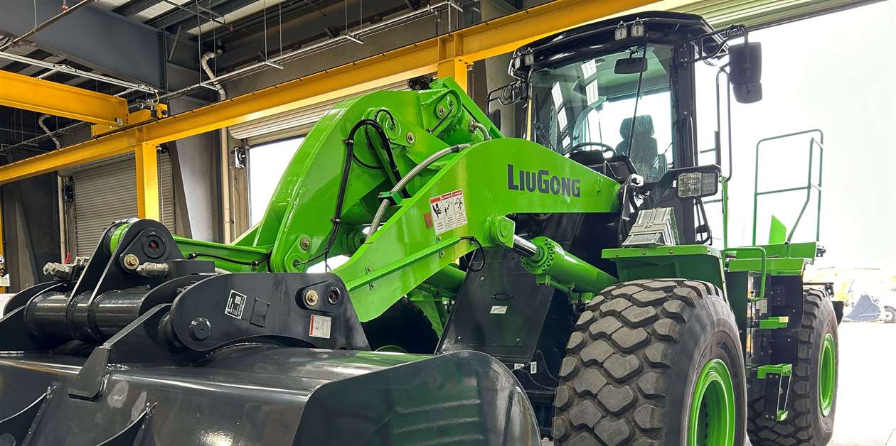 LiuGong displays proven battery-electric loader - Construction Briefing