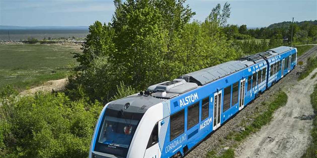 Accelera powers first hydrogen passenger train in North America ...