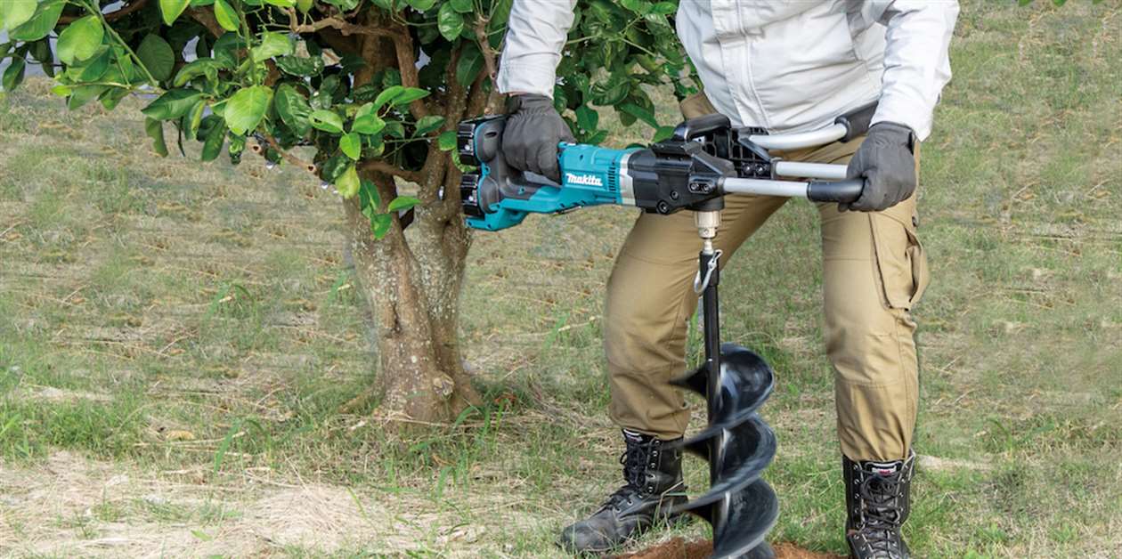 Makita adds to cordless range with new earth auger - Construction Briefing