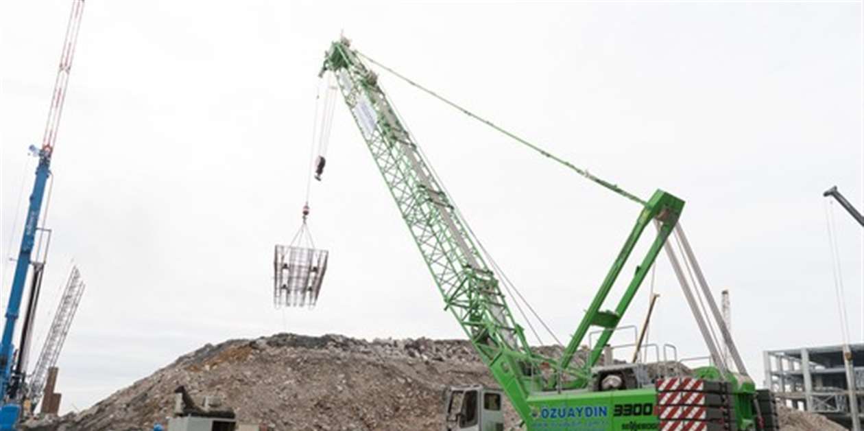 Sennebogens in extreme conditions - Construction Briefing