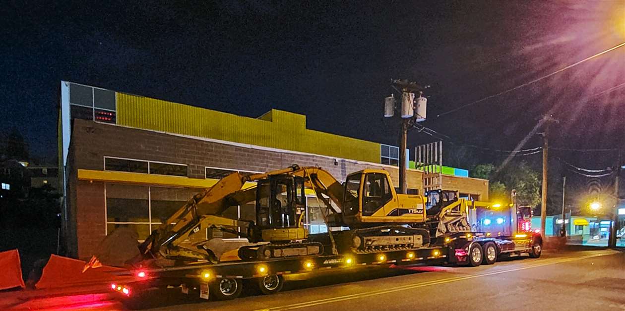 Talbert debuts traveling axle trailer - Construction Briefing