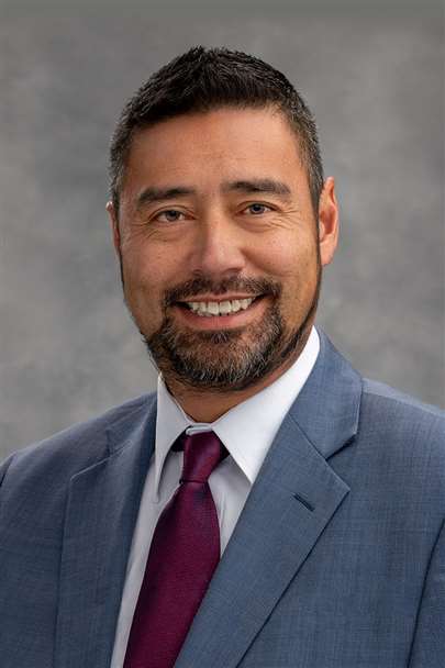 Caterpillar elects a new CEO as Jim Umpleby moves to executive chairman ...