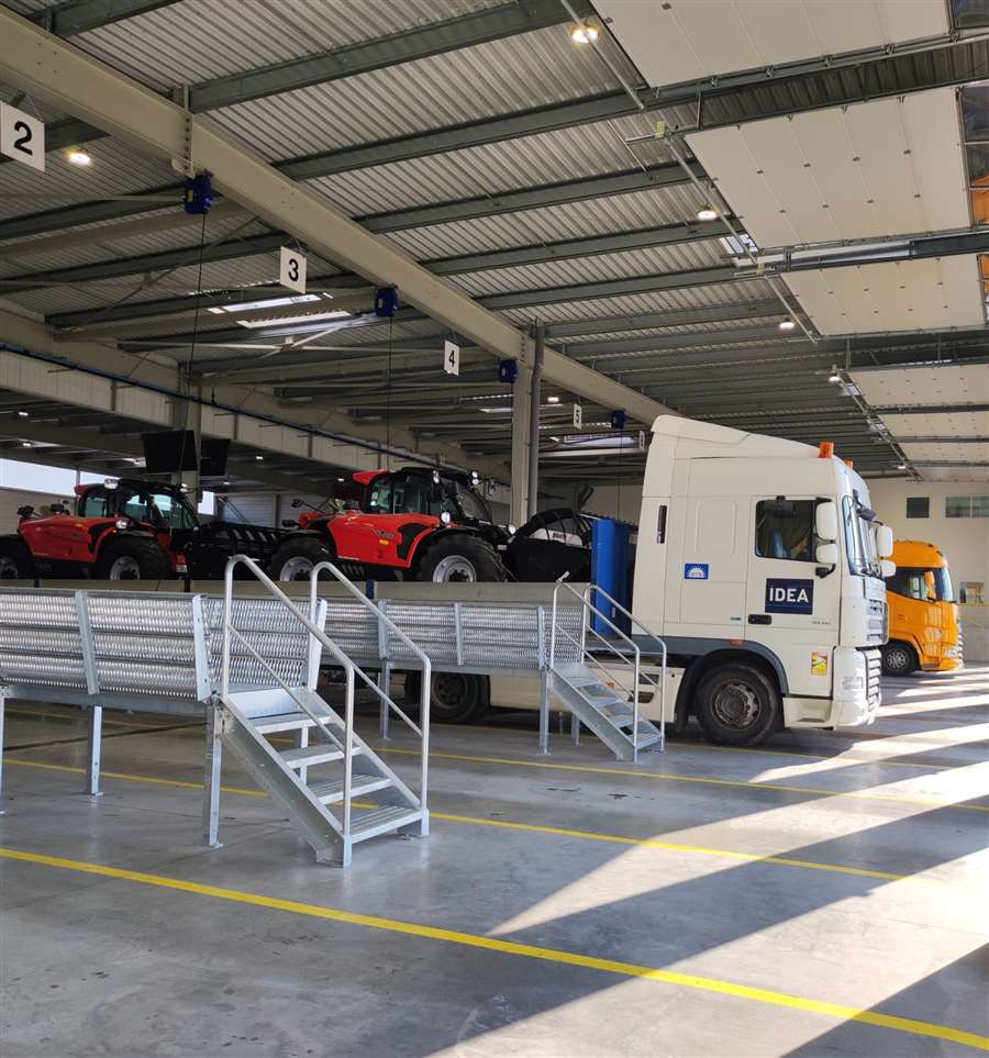 Manitou opens new loading centre in France - Construction Briefing